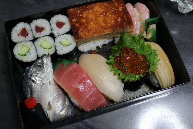 写真 : 茂八寿司 （もはちすし） - 那古船形/寿司 [食べログ]