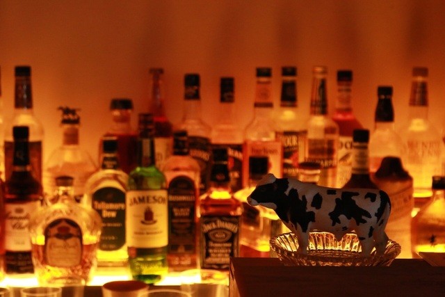 BAR es （バーエス） - みなと元町/バー | 食べログ