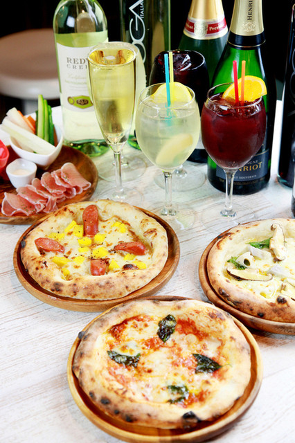 ピッツァバル CONETTA （コネッタ） - 神田/ピザ [食べログ]