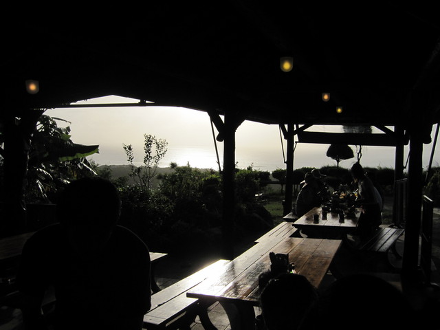 内観写真 : 花人逢 （かじんほう） - 本部町/ピザ | 食べログ