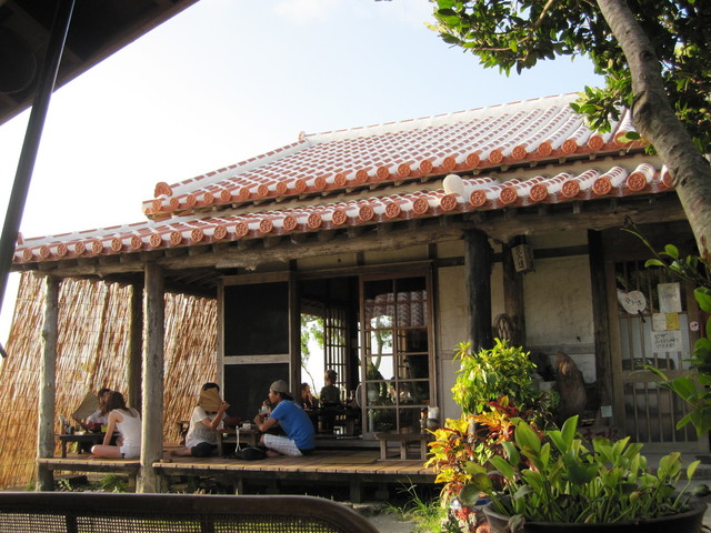 内観写真 : 花人逢 （かじんほう） - 本部町/ピザ | 食べログ