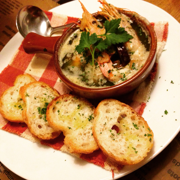 『可愛らしい店内♪』by MAGIC☆ : 【閉店】チキチキ＆タンタン （CHIKI CHIKI ＆ TAN TAN） - 関内/イタリアン ...