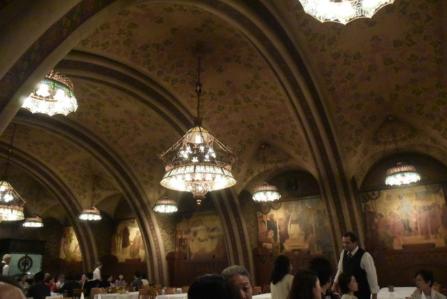 Wiener Rathauskeller - ウィーン/ヨーロッパ料理 | 食べログ