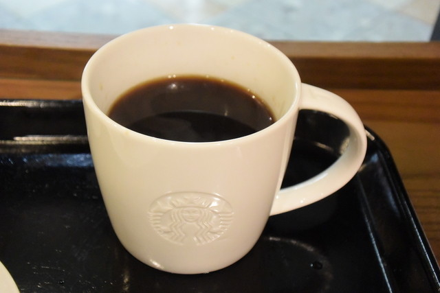 スターバックスコーヒー なんばウォーク店 （STARBUCKS COFFEE） - 近鉄日本橋/コーヒー専門店 [食べログ]