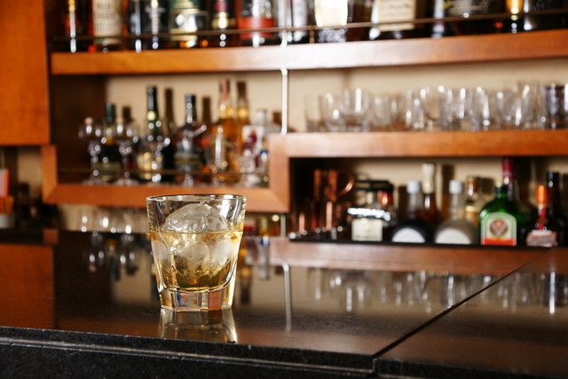 J-club （ジェイクラブ） - 新宿三丁目/バー | 食べログ