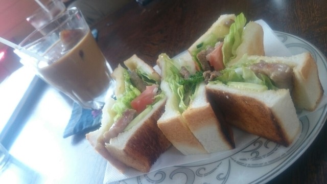 【移転】珈琲庵 赤とんぼ （アカトンボ） - 壱岐市その他/カフェ | 食べログ