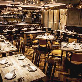 【2h飲み放題付き PARTYプラン】ご宴会や女子会などにお勧め、豚肩ロース肉の鉄板焼きや伝統の百年ライスカレー等 : NIKKO ...