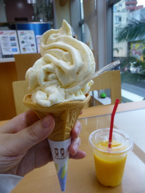 沖縄のおすすめスムージー18選！観光客に評判の人気店 [食べログまとめ]