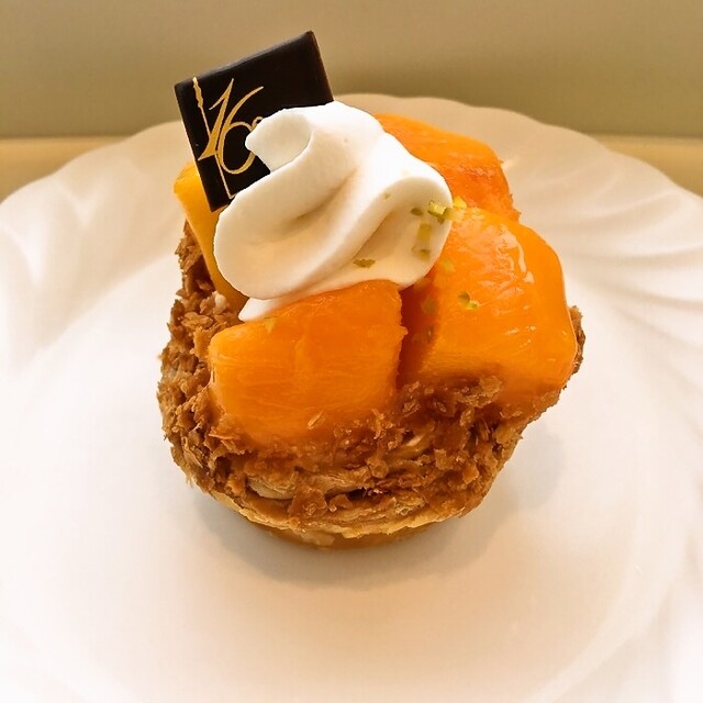 『フランスでも作られている「ダックワーズ」はこの店のシェフが作った！』by 大崎 裕史 : フランス菓子16区 （フランスガシ ジュウロック ...