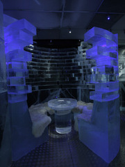 【閉店】アイスバー東京 （ICEBAR TOKYO BY ICEHOTEL） - 新橋/バー | 食べログ