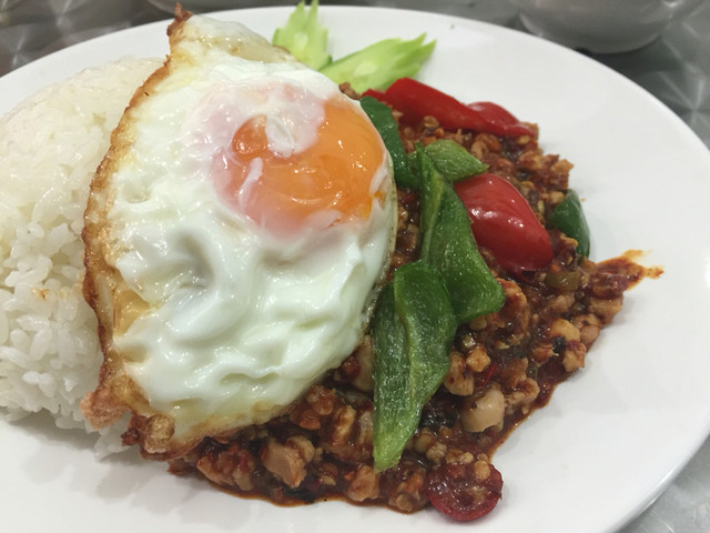 【閉店】アジアン食堂 Pakchee （パクチー） - 芝公園/東南アジア料理 | 食べログ