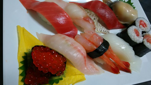 新鮮なお刺身を埼玉で買うにはここが一番!!』by maximass : 角上魚類 大宮店 （カクジョウギョルイ） - 今羽/その他 [食べログ]