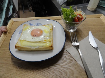 写真 : cafe HEART's （カフェ ハーツ） - 内部/カフェ | 食べログ