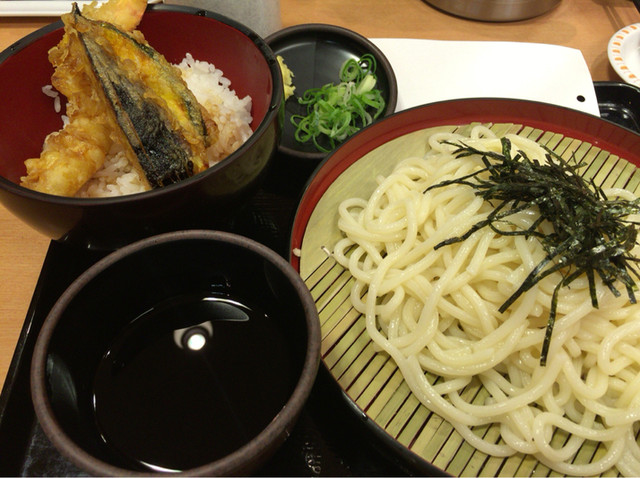 口コミ一覧 : 丼丼亭 千里せんちゅうぱる店 （どんどんてい） - 千里中央/天丼 [食べログ]