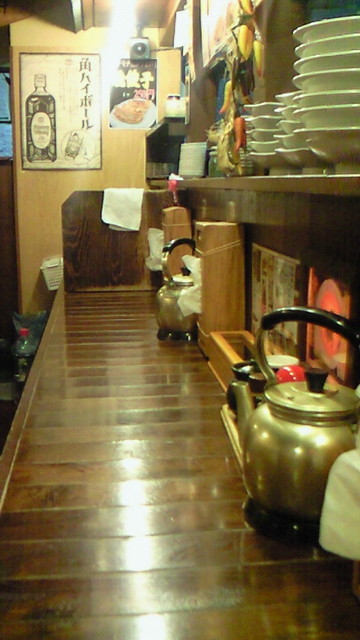 内観写真 : 麺飯食堂 八右衛門 （メンハンショクドウハチエモン） - 田端/ラーメン | 食べログ