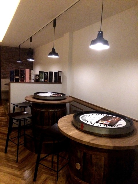 ORATI （オラチ）のご予約 - 市役所前/バー | 食べログ