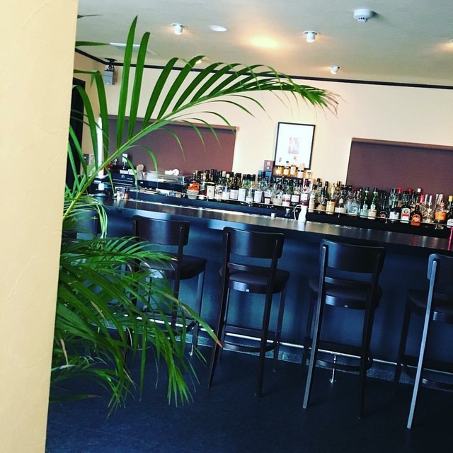 bar ray （バーレイ） - 勾当台公園/バー | 食べログ