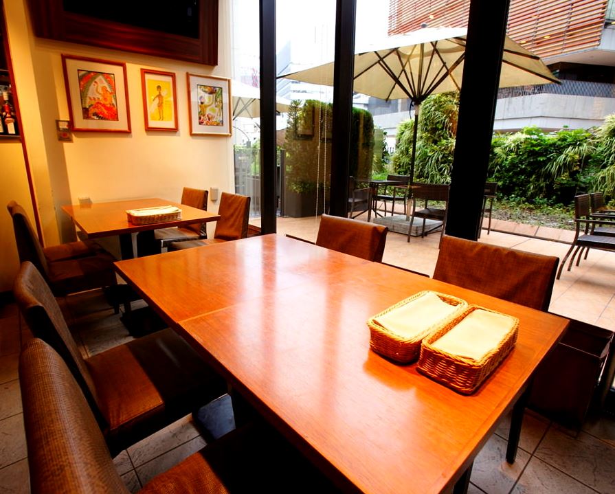 MUU MUU DINER Fine Hawaiian Cuisine NU Chayamachi plus Store in Osaka ...