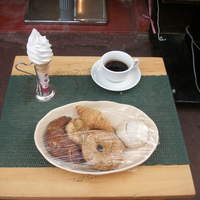 Hiestand - Kuwana, Inabe/Bread [Tabelog]