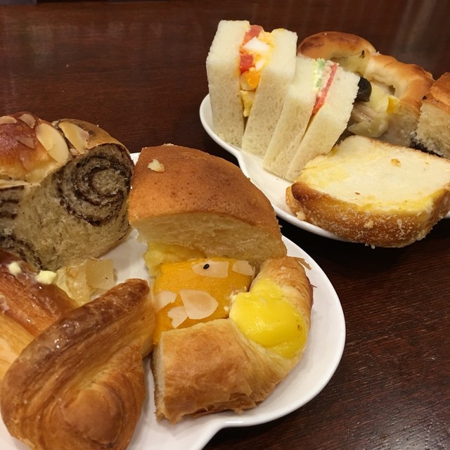 写真 2ページ目 : 新橋ベーカリー 三田店 - 赤羽橋/パン [食べログ]