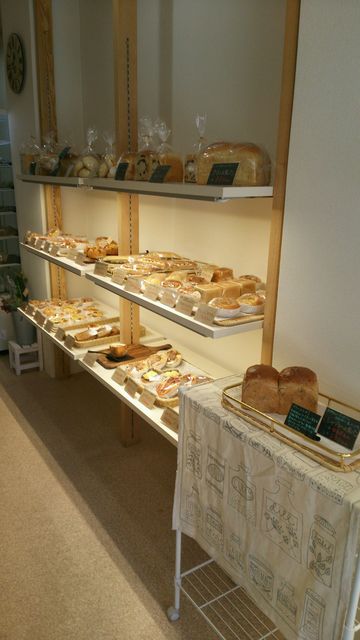 ベーカリー&スウィーツ コロネット （BAKERY & SWEETS CORONET） - 北三条/パン | 食べログ