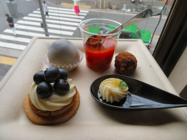 Han - Ebisu/Cafe [Tabelog]