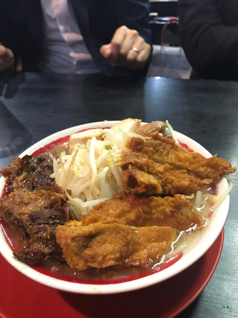 写真 : ラッキー食堂 まとや - 市役所前/ラーメン | 食べログ