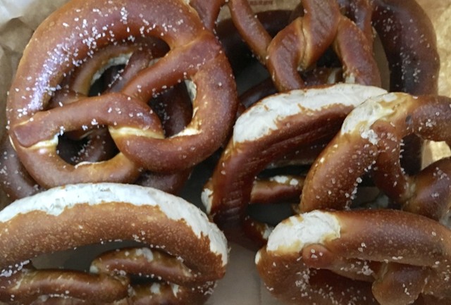 Ditsch Brezelbäckerei - フランクフルト/パン | 食べログ