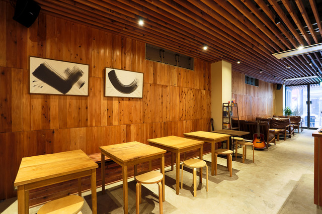 座席 : Cafebar&Dining Obi - 馬喰横山/カフェ | 食べログ