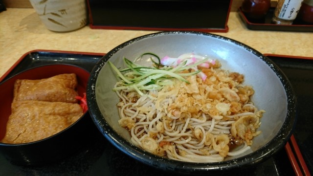 写真 : 小諸そば 九段下駅前店 - 九段下/そば [食べログ]