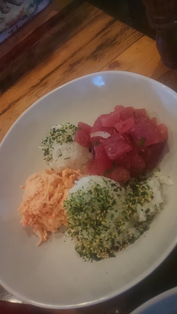 Umeke's Fishmarket Bar & Grill (ウメケ・フィッシュ Umeke's Fishmarket Bar & Grill (ウメケ・フィッシュ
