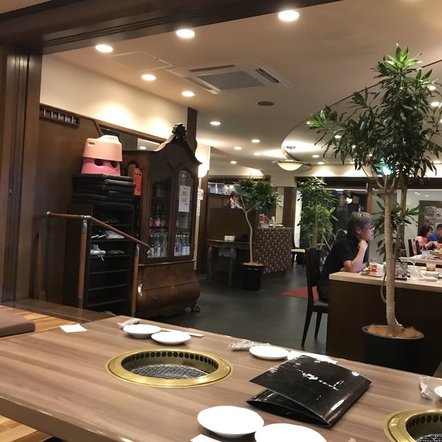 内観写真 : 蘭 （焼肉） - 苦楽園口/焼肉 | 食べログ