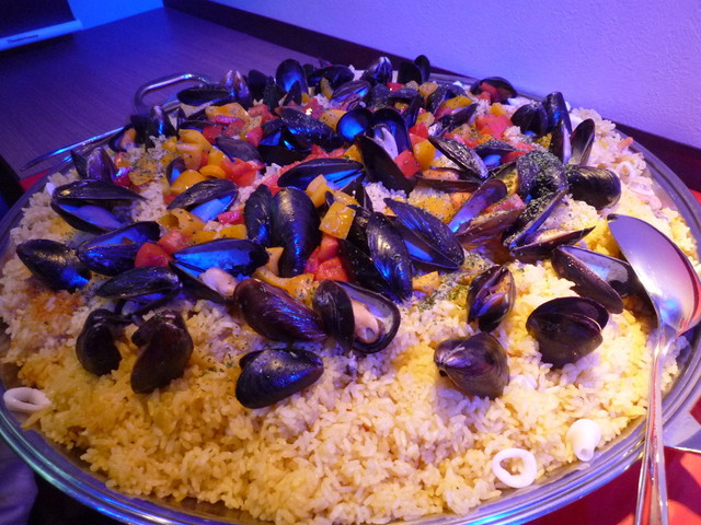 Dope Lounge 東口駅前店 （ドープ ラウンジ） - 池袋/ダイニングバー/ネット予約可 | 食べログ