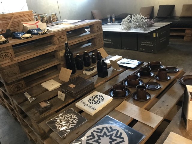 オフグリッドカフェ フィジカル （OFF-GRID CAFE Physical） - 桑園/カフェ | 食べログ