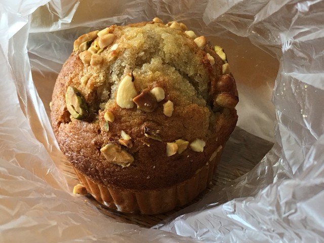 『レジもイートインも混雑』by Légume : リトルマーメイド 高円寺店 （LITTLE MERMAID） - 高円寺/パン [食べログ]