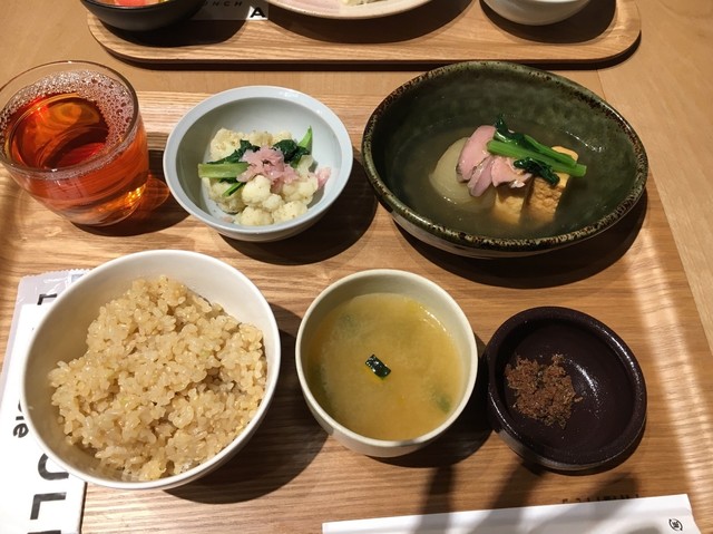 ライフル テーブル （LIFULL Table） - 半蔵門/カフェ | 食べログ