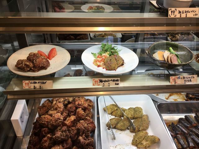 ライフル テーブル （LIFULL Table） - 半蔵門/カフェ | 食べログ