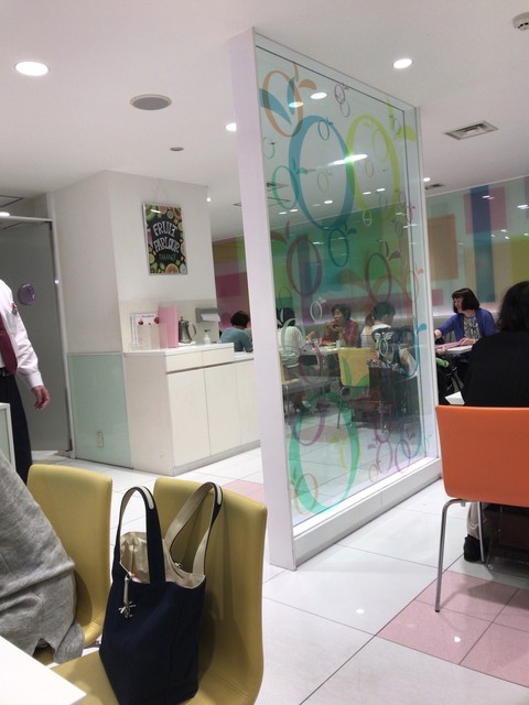 内観写真 : タカノフルーツパーラー JR名古屋高島屋店 （TAKANO） - 名古屋/フルーツパーラー | 食べログ