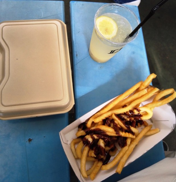 ライオンズキッチン 西武ドームグルメワゴン （LionsKITCHEN） - 西武球場前/レストラン | 食べログ