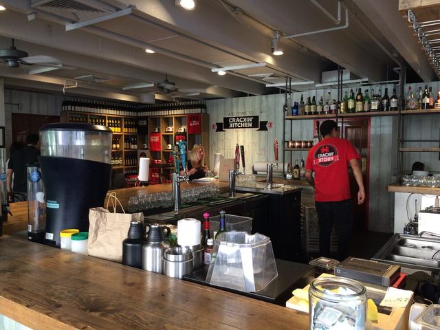 写真 : CRACKIN' KITCHEN （クラッキンキッチン） - ワイキキ/シーフード | 食べログ