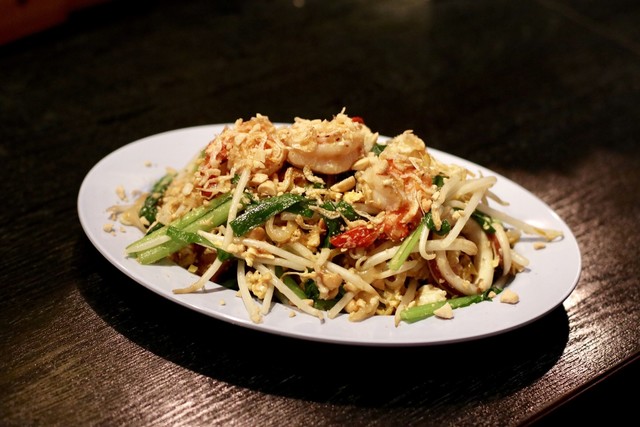 【移転】ホットウェーブ - 新栄町/タイ料理 [食べログ]