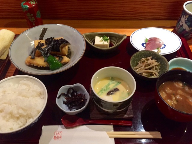 【移転】味工房山椒 - 天神/レストラン | 食べログ