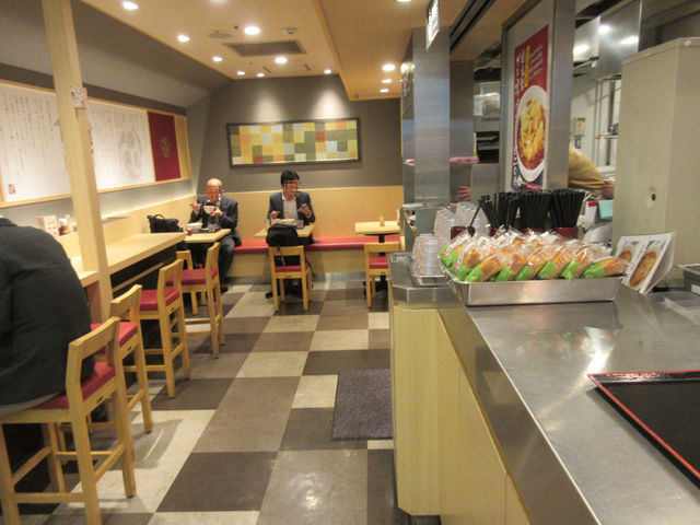 内観写真 : いろり庵きらく 宇都宮店 - 宇都宮/立ち食いそば | 食べログ