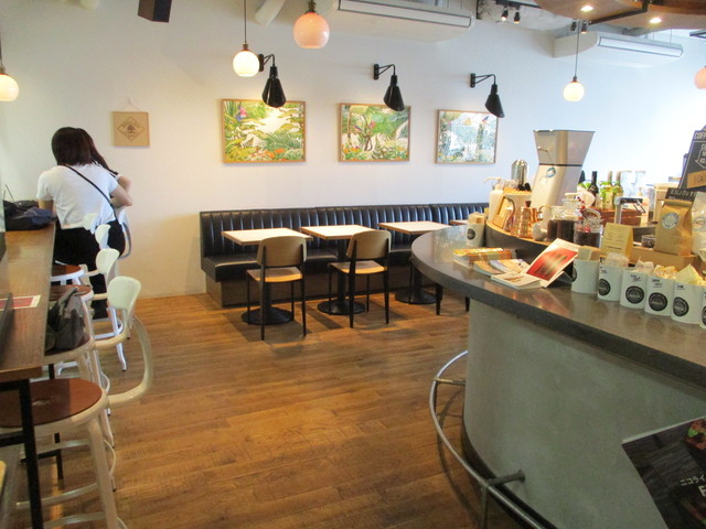 【閉店】リシンク カフェ ウィズ プルーム テック （RETHINK CAFE with Ploom TECH） - 天神/カフェ | 食べログ