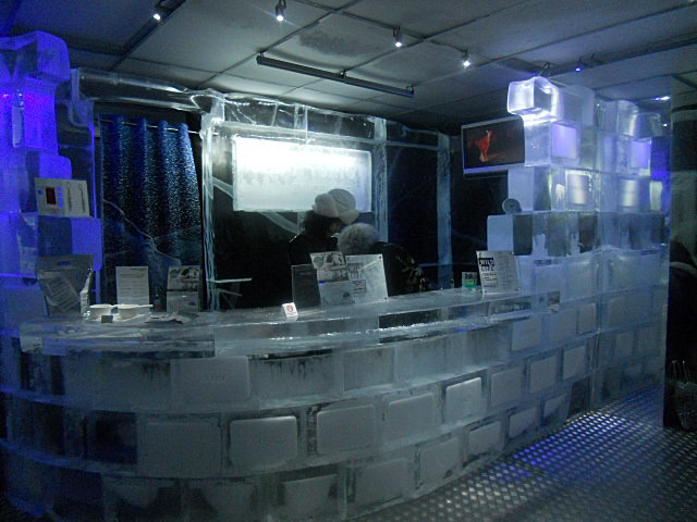 【閉店】アイスバー東京 （ICEBAR TOKYO BY ICEHOTEL） - 新橋/バー | 食べログ