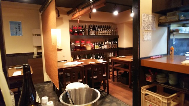 内観写真 : 魚料理 沖の瀬 - 三宮（神戸市営）/海鮮 | 食べログ