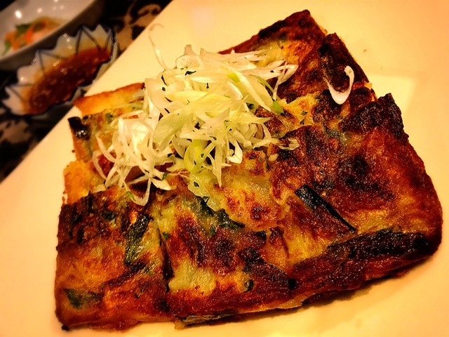 Bai toong （バイトーン） - 本山/タイ料理 [食べログ]