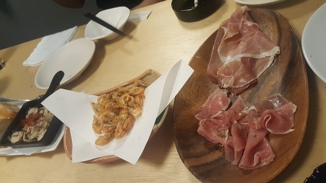 個室で楽しむ金沢バル KENROKU 金沢片町店 （ケンロク【旧店名】個室イタリアン肉バル カテリーナ） - 野町/居酒屋 [食べログ]