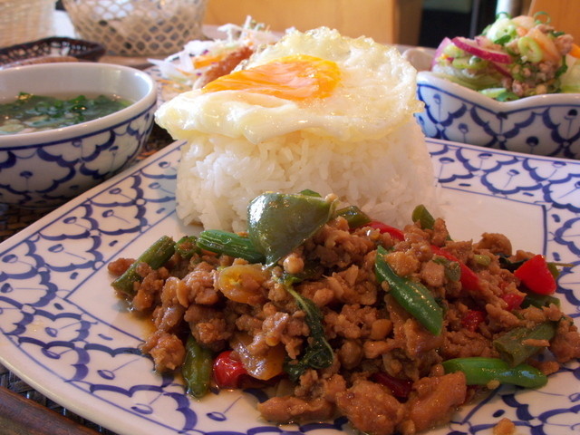 【閉店】ザ・ラチャ・スキ・タイ （THE RACHA SUKI THAI） - 中津（大阪メトロ）/タイ料理 | 食べログ