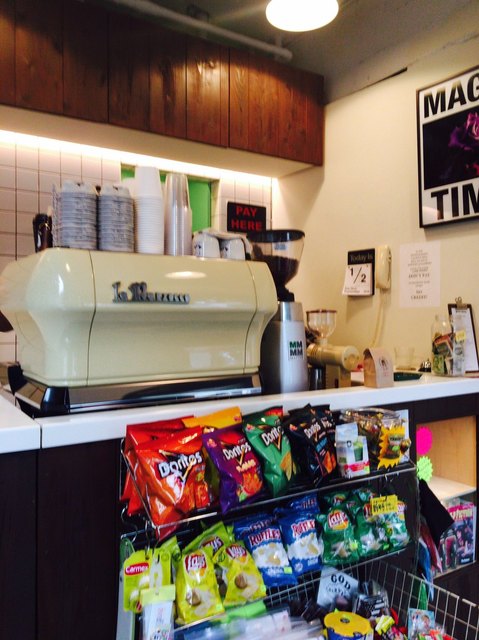 HOTEL DRUGS - Aoyama-Icchome, Gaien-Mae/Cafe [Tabelog]